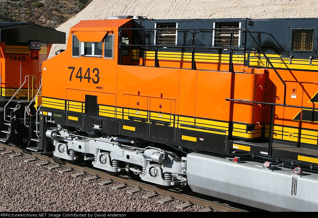 BNSF 7443